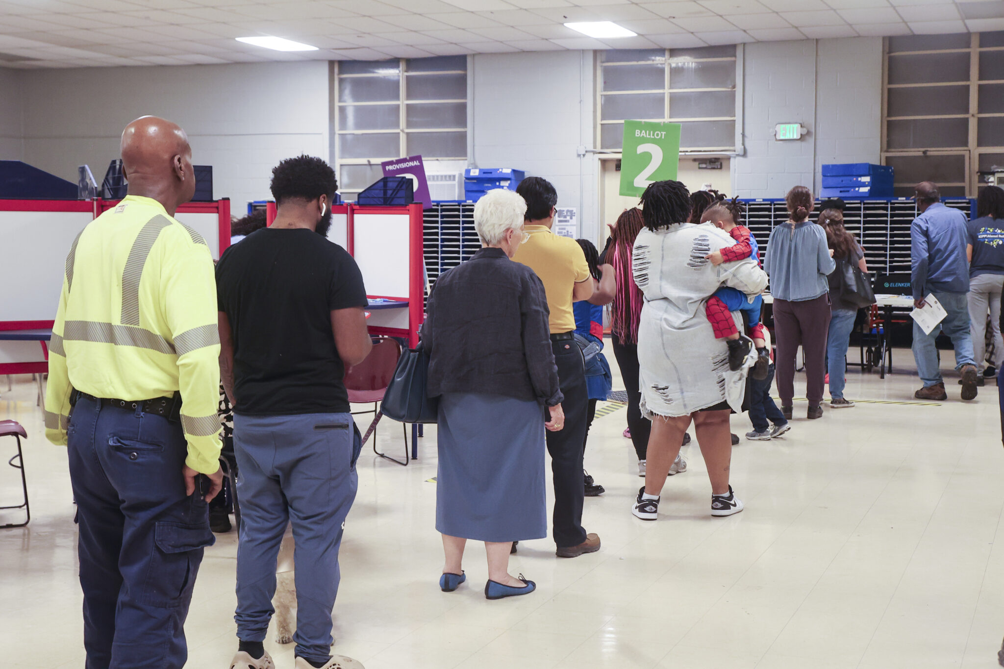 These Election Day Polling Places Will Stay Open Late - Democracy Docket
