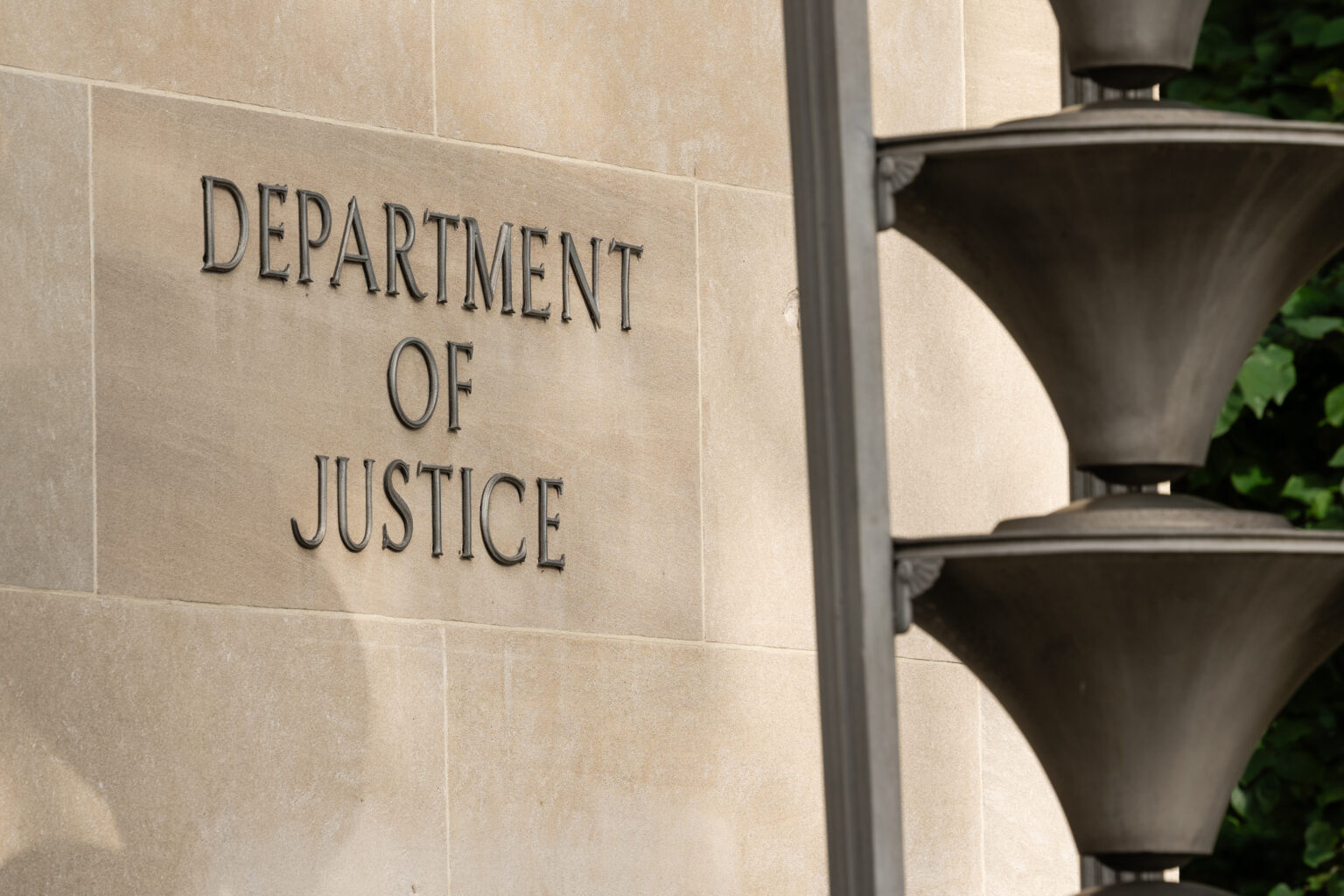 Right-Wing Legal Group With Ties to DOJ Official Targets State Voter ...
