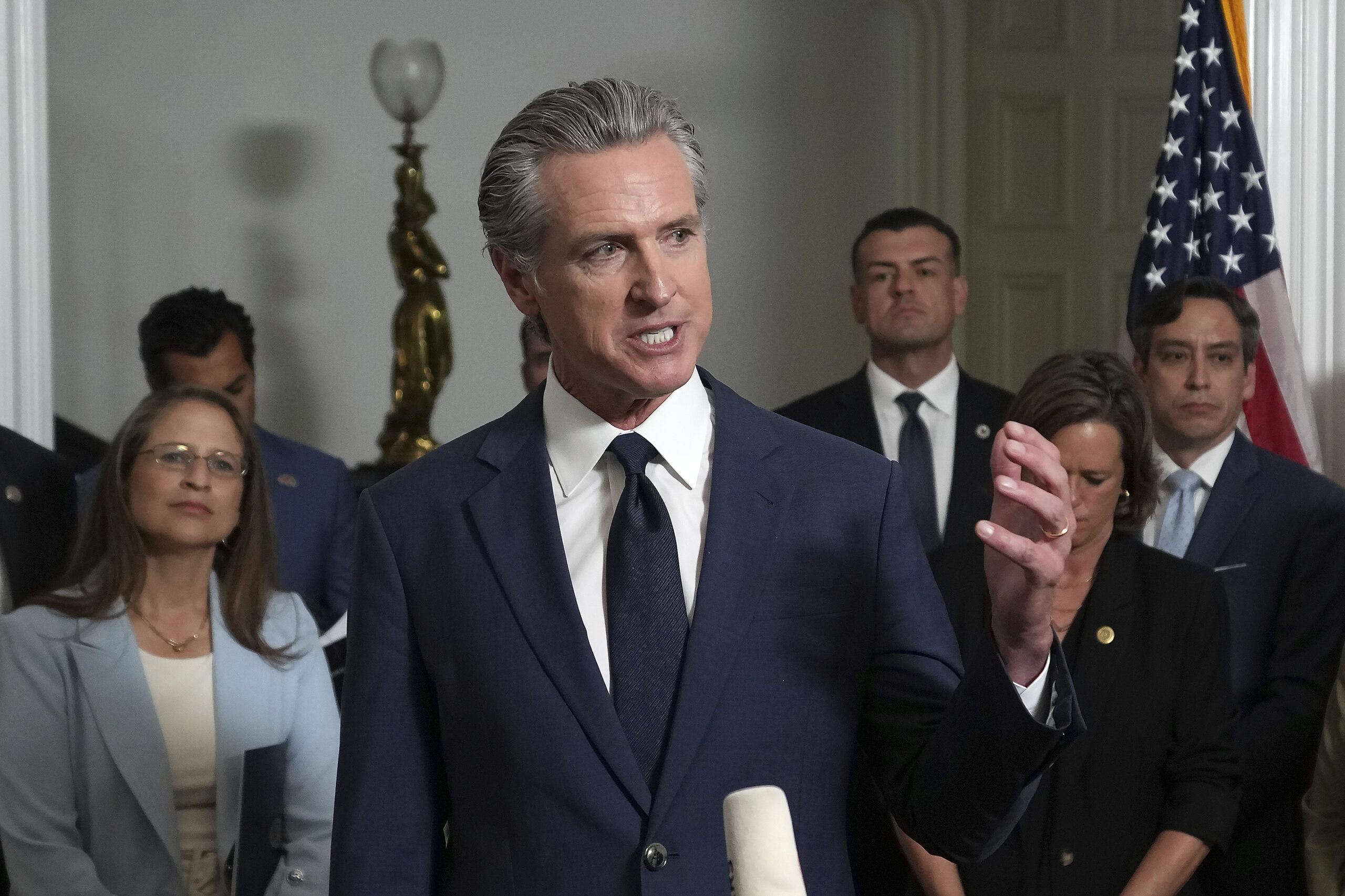 California Democrats Unveil Legislation to Counter Texas Redistricting ...