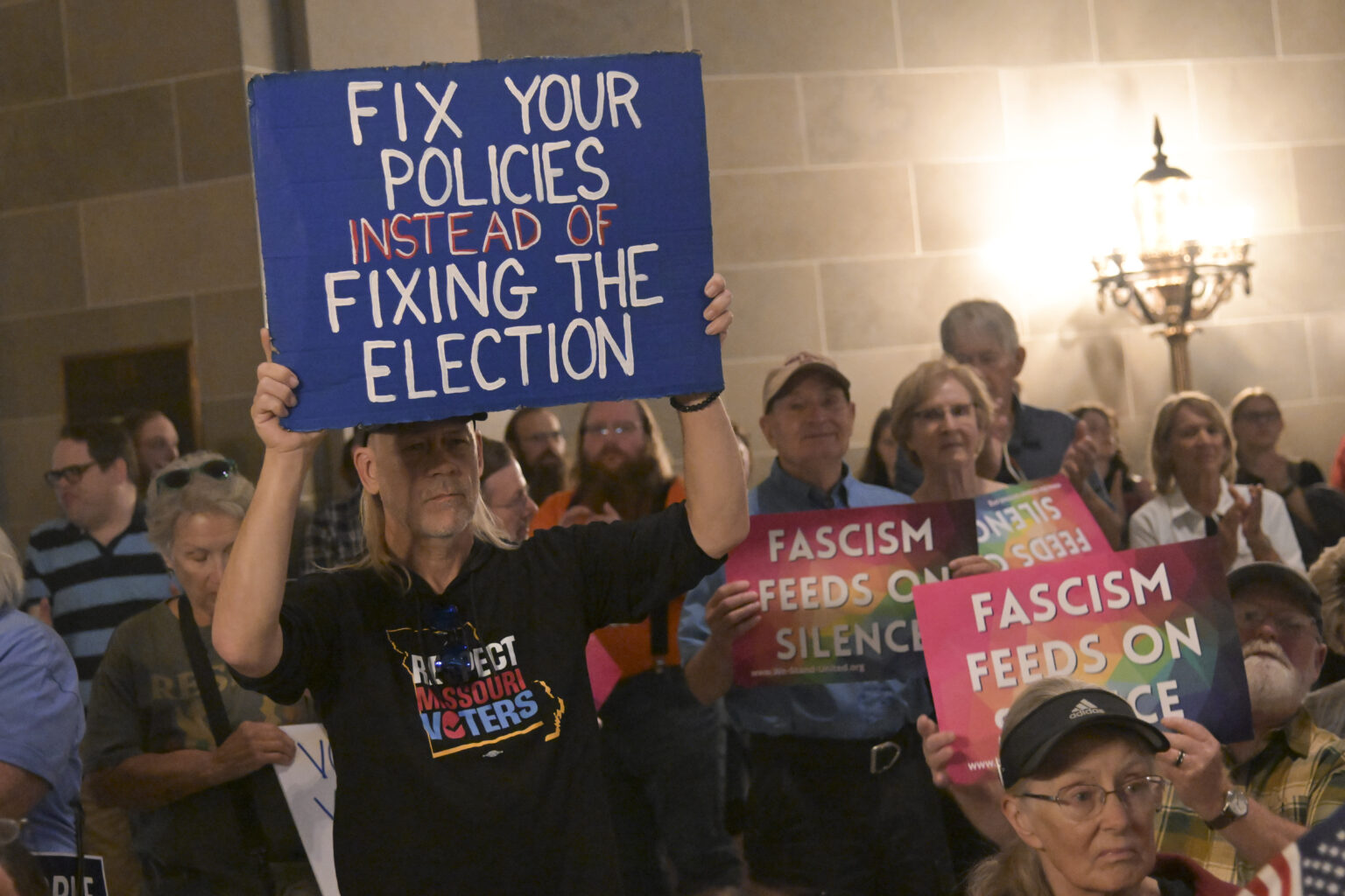 In Missouri Gerrymander Battle, GOP Officials Look to Drown Out Voters ...