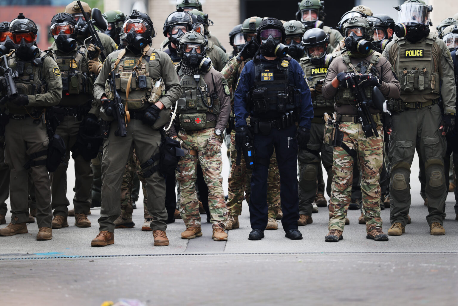 Federal Judge Blocks Trump’s Seizure of Oregon National Guard for ...