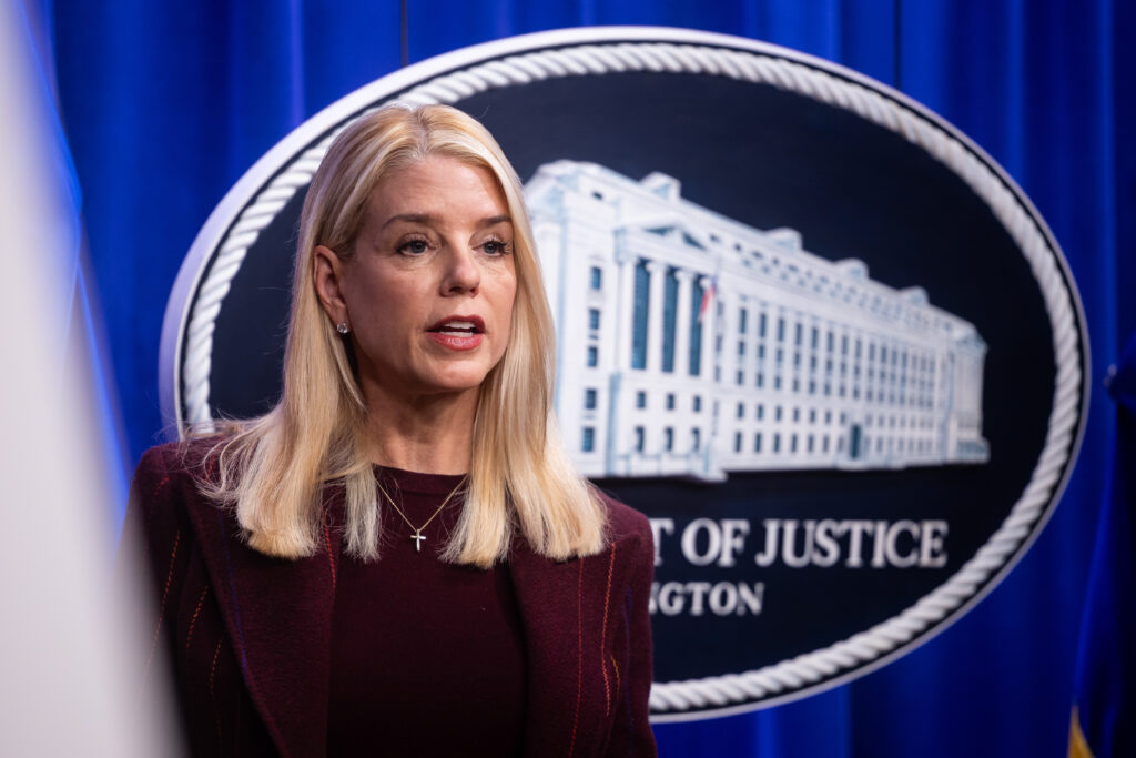 Bondi’s ‘blackmail’ letter to Minnesota deepens concerns over DOJ’s ...