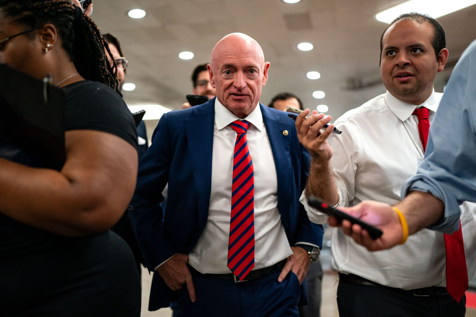Hegseth moves to demote Democratic Sen. Kelly over video to U.S. troops ...