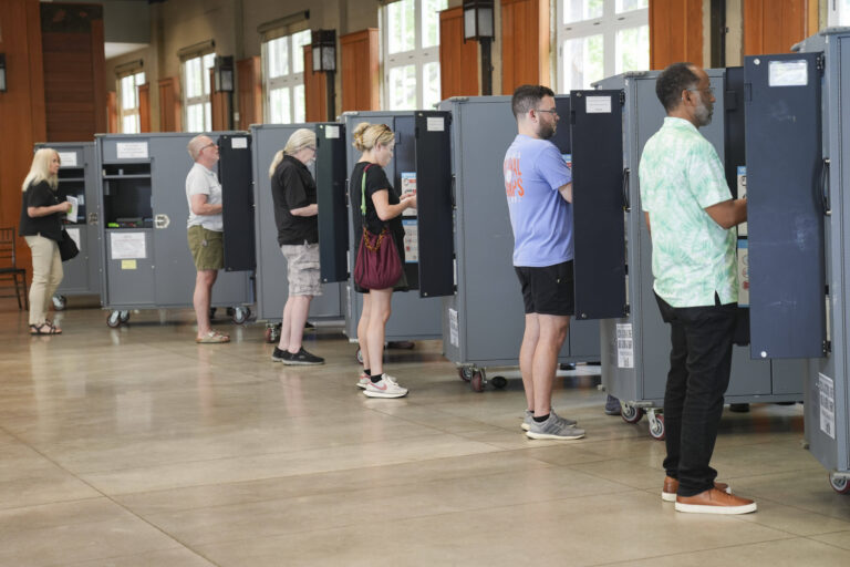 Georgia GOP votes to keep QR code ballots, but adds extra hand recounts ...