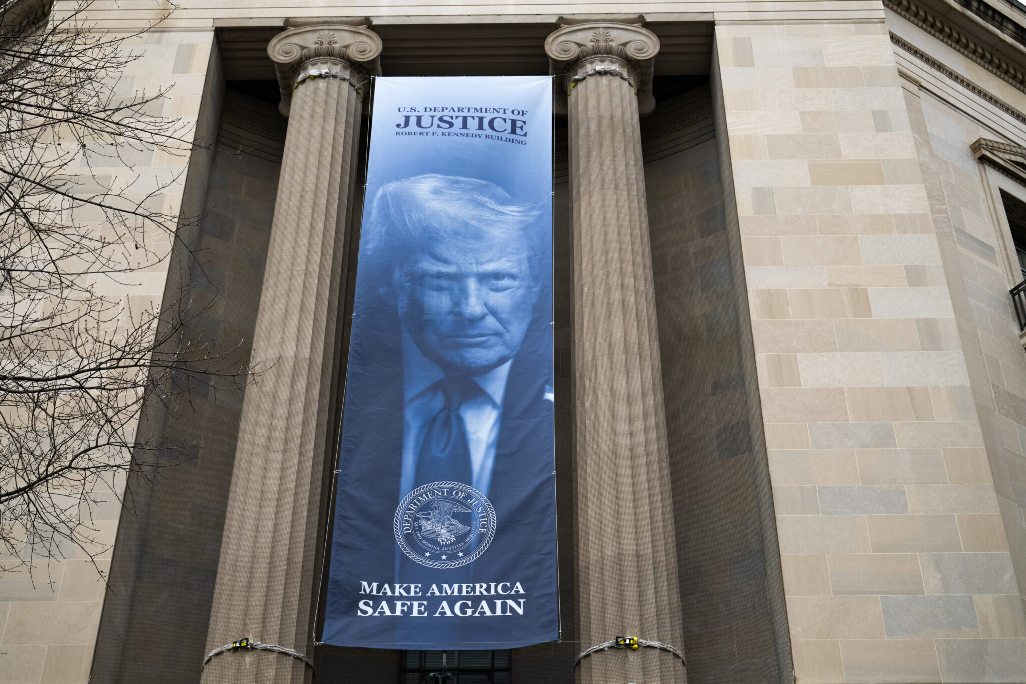 Dem senators ‘raise the alarm’ over DOJ pullback on voter protections ...